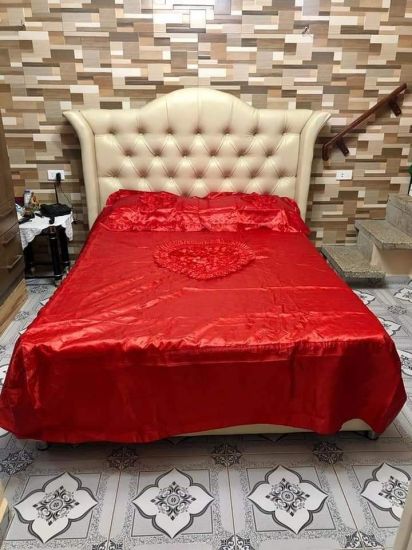 📢 Venta de camas capitoneadas y Muebles
