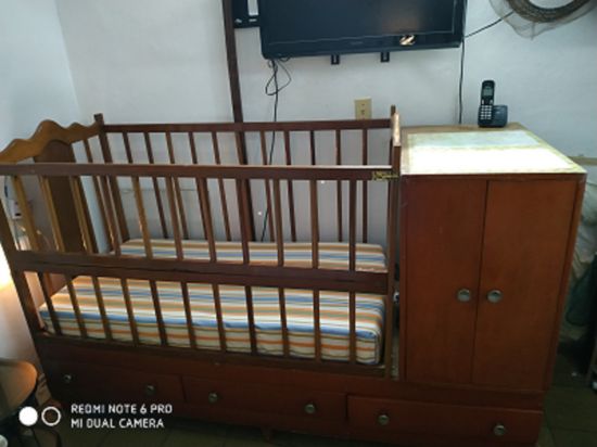 📢 Vendo Cuna con colchón, 3 gavetas y 2 espacios de closet 54216911